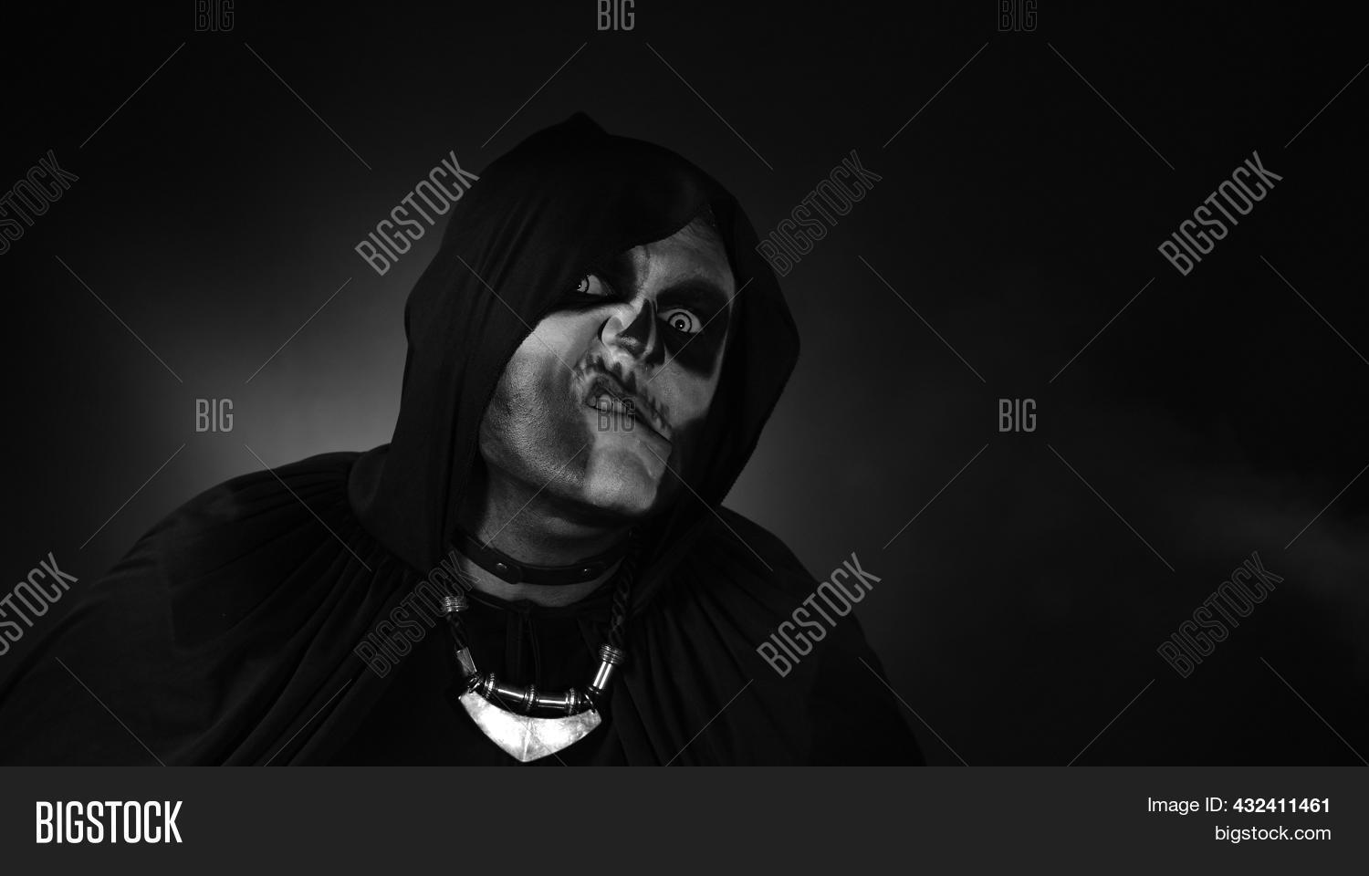 Sinister Man Horrible Image & Photo (Free Trial) | Bigstock