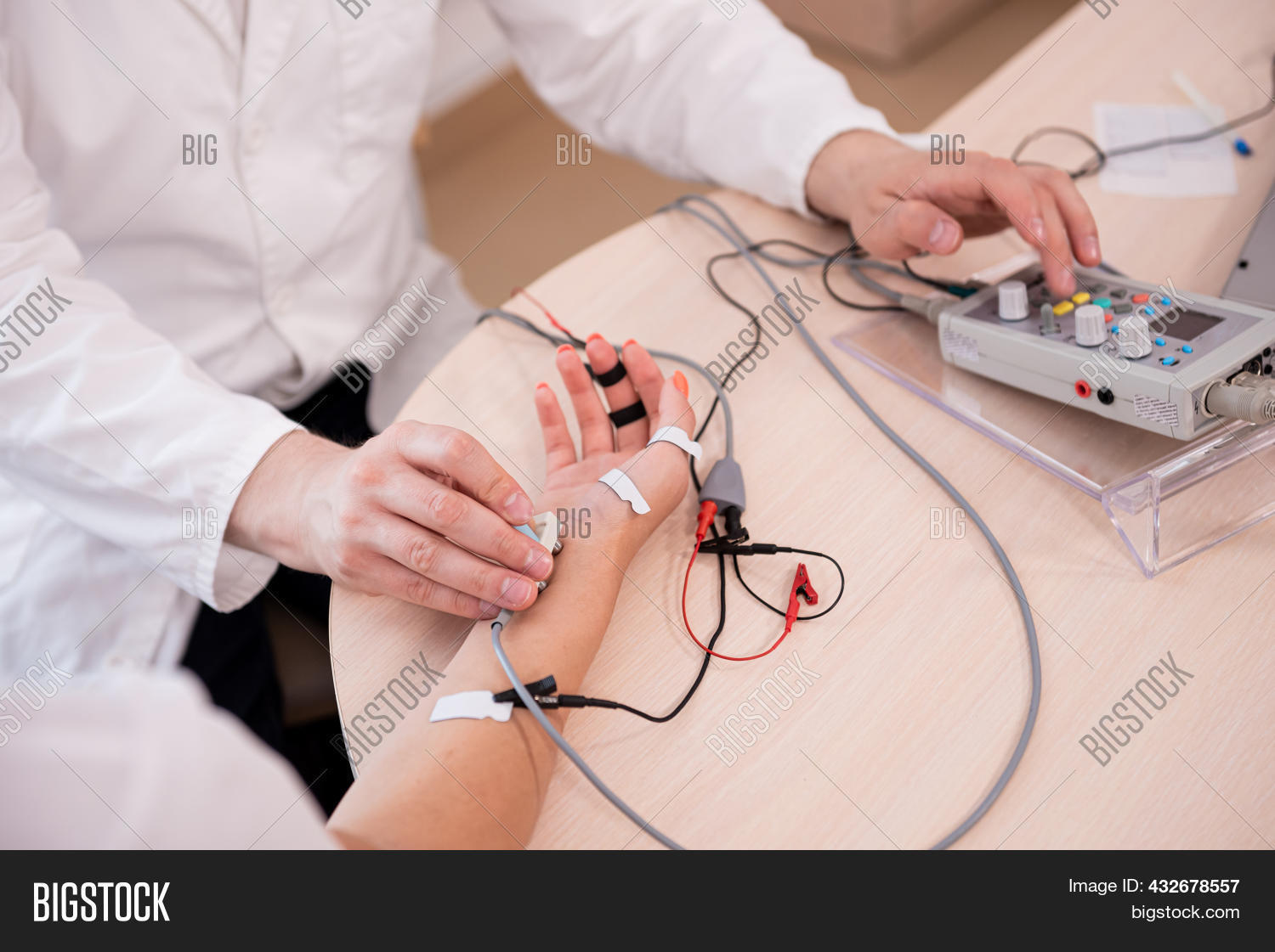Patient Nerves Testing Image & Photo (Free Trial) | Bigstock