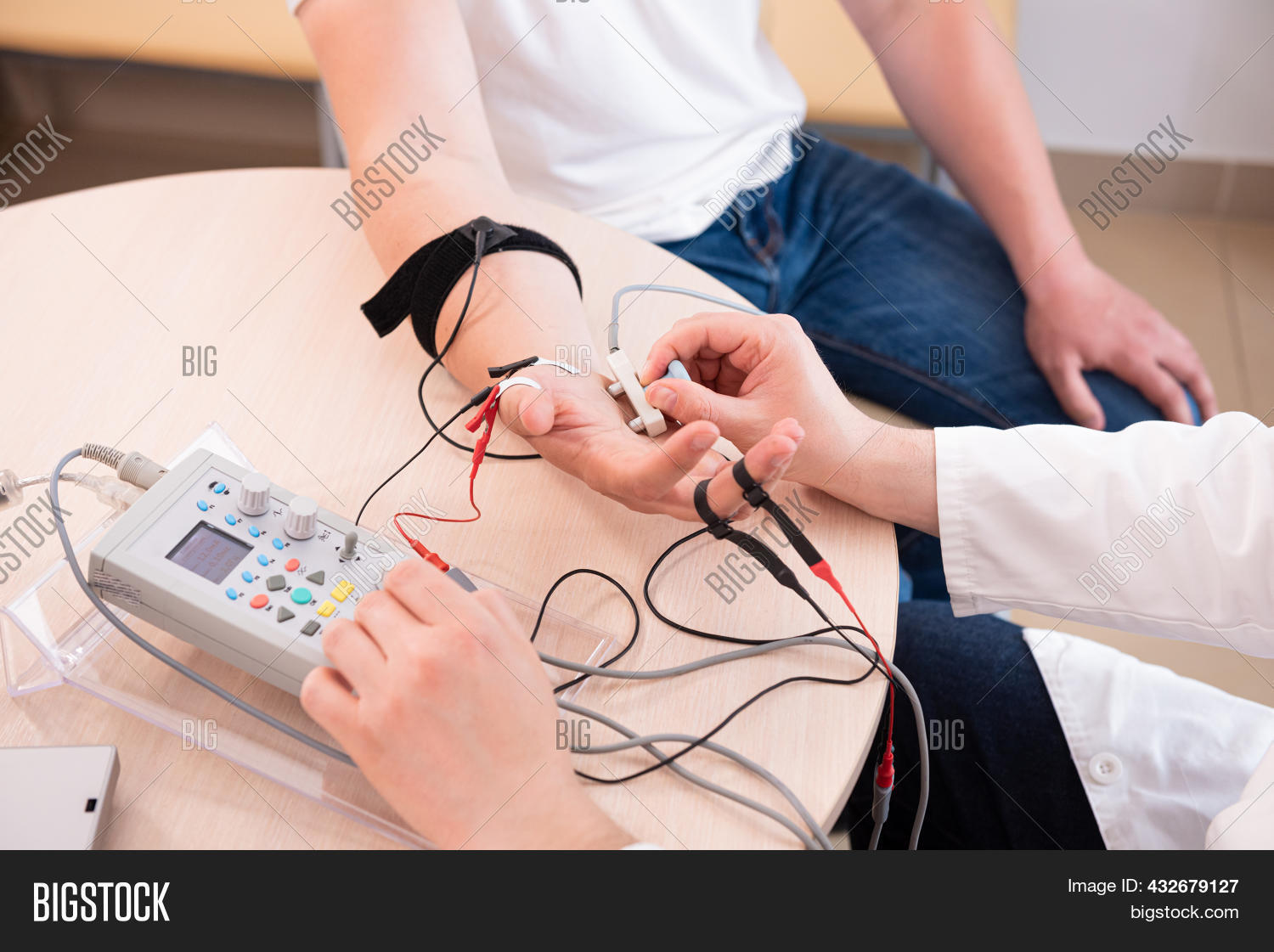 Patient Nerves Testing Image & Photo (Free Trial) | Bigstock