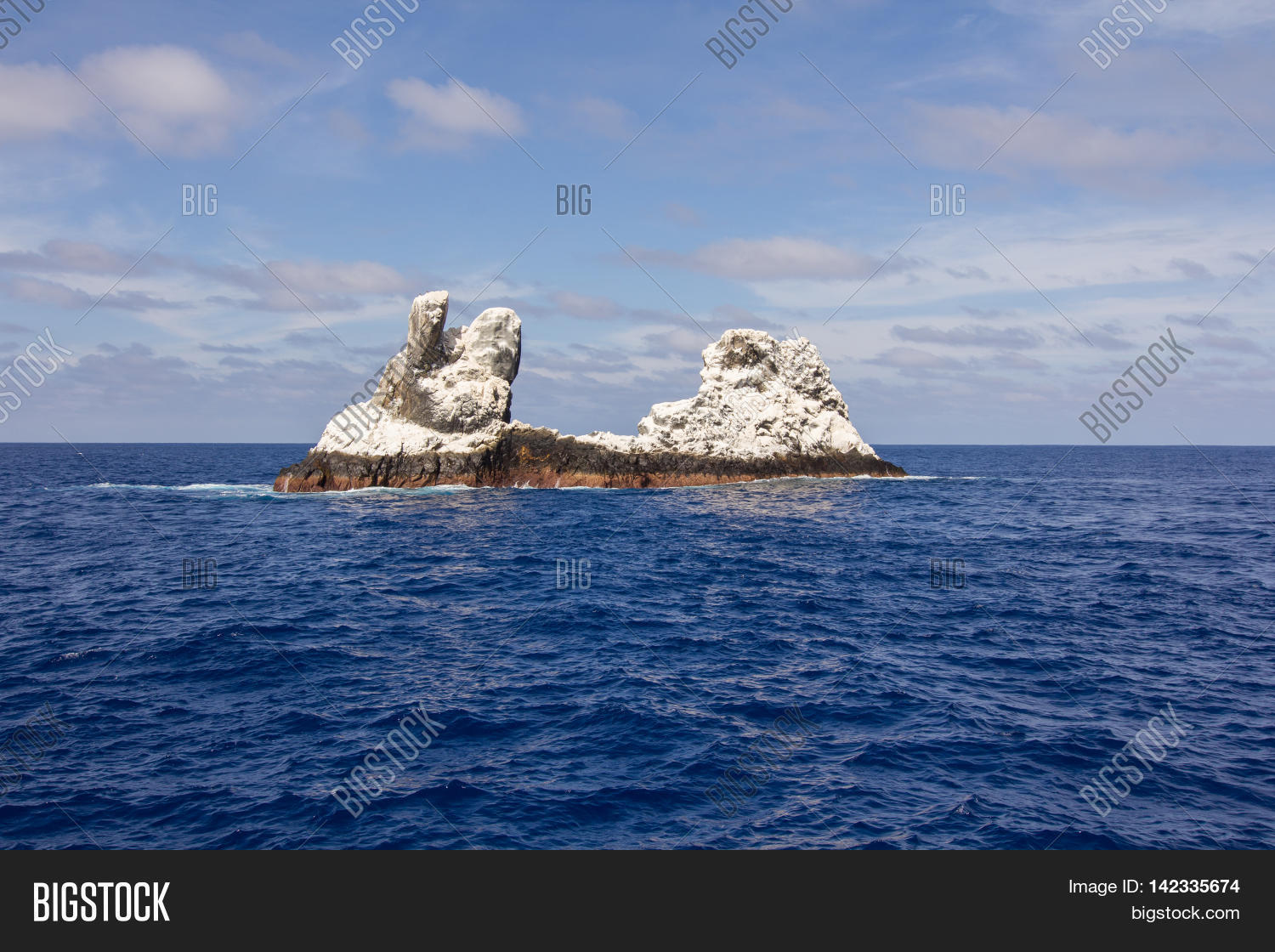 Roca Partida Islas Image & Photo (Free Trial) | Bigstock