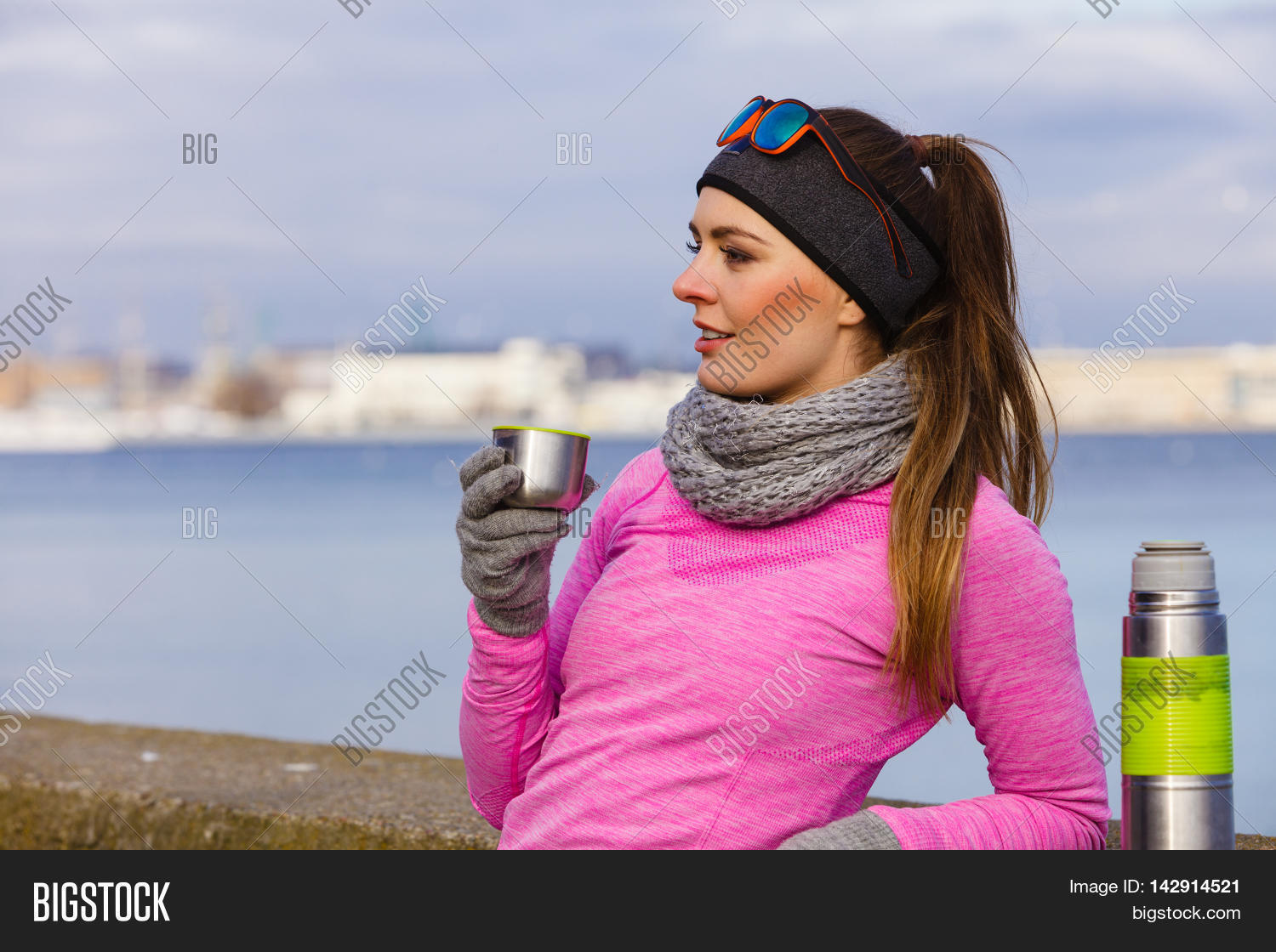 Fit Woman Cold Day Image & Photo (Free Trial) | Bigstock