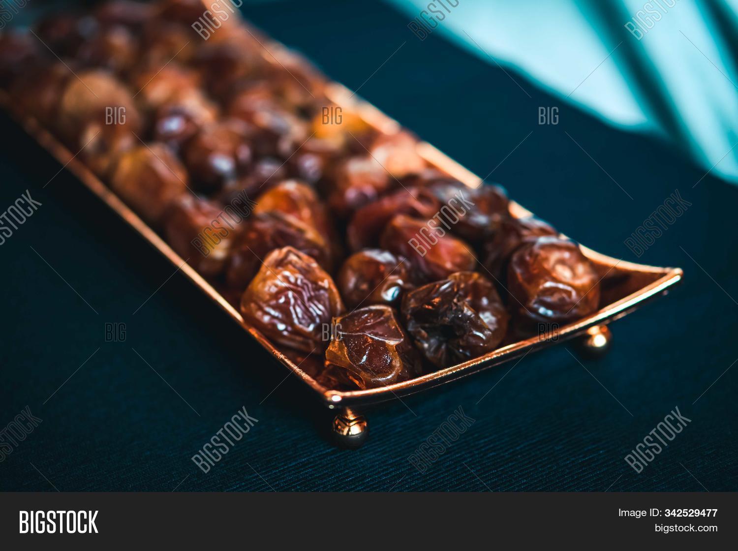 Beautiful Bowl Arabic Image & Photo (Free Trial) | Bigstock