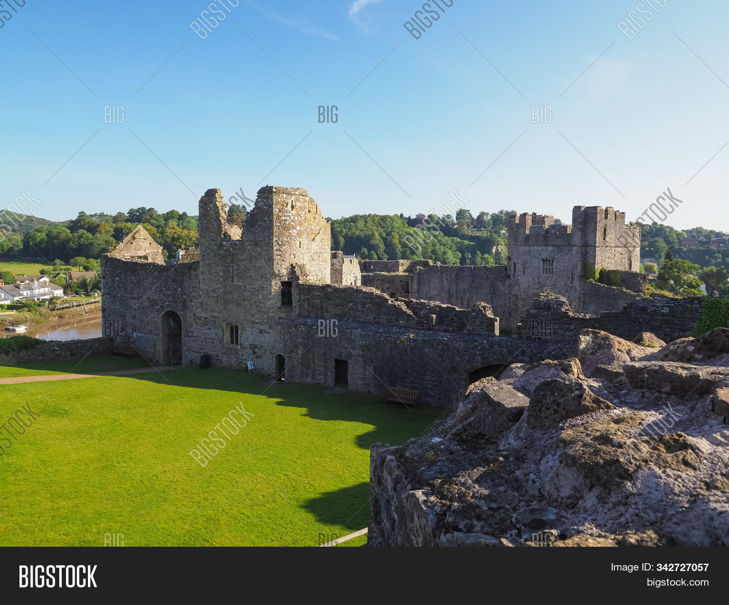 Chepstow Castle Ruins Image & Photo (Free Trial) | Bigstock