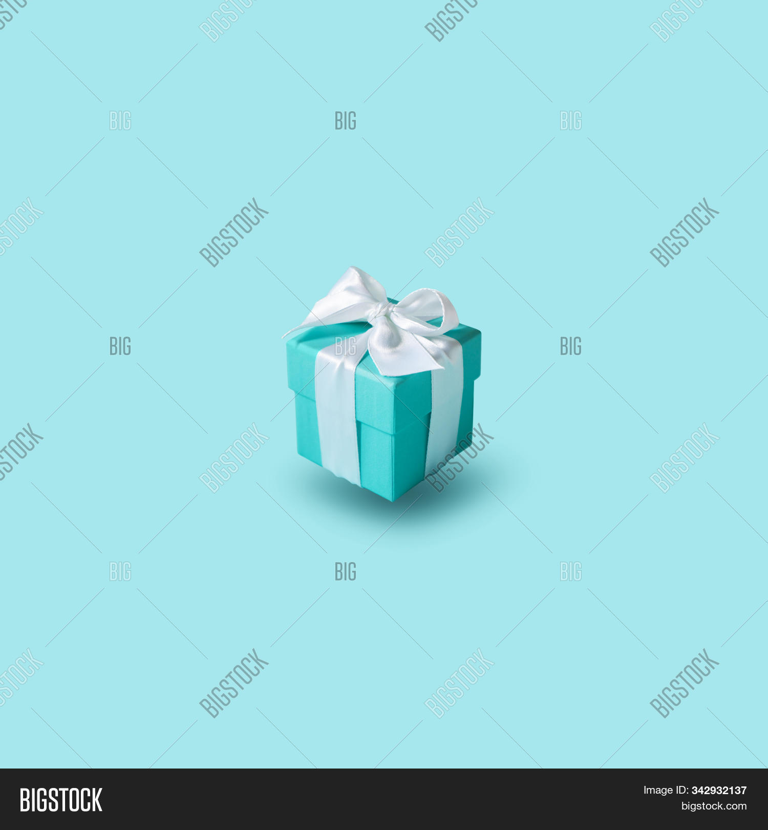 Flying Air Gift Box Image & Photo (Free Trial) | Bigstock