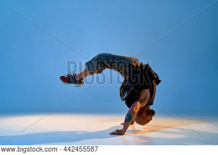 Dancer Hip Hop Shadow