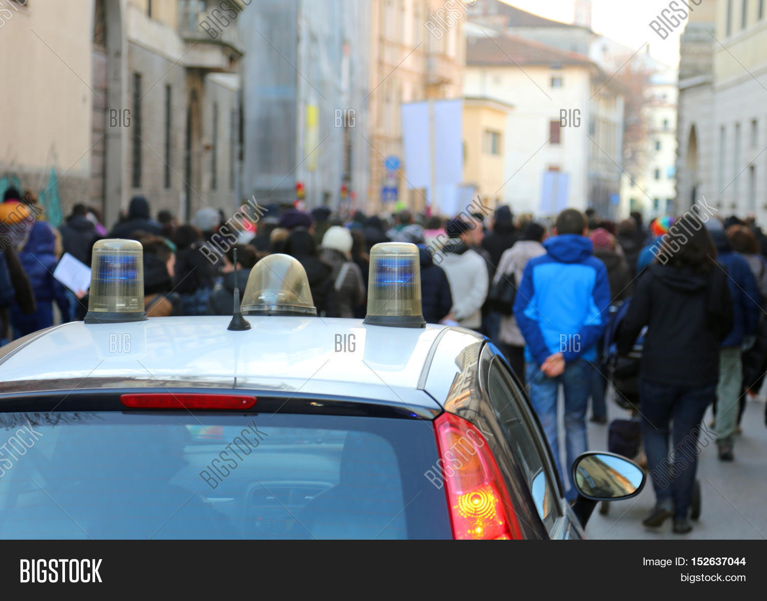 Protesters Rioting Image & Photo (Free Trial) | Bigstock