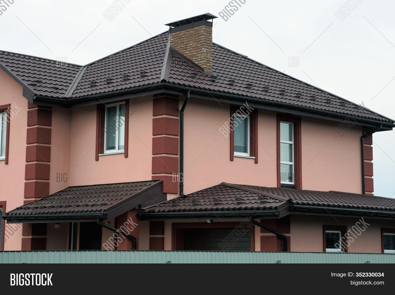One Large Brown Image & Photo (Free Trial) | Bigstock