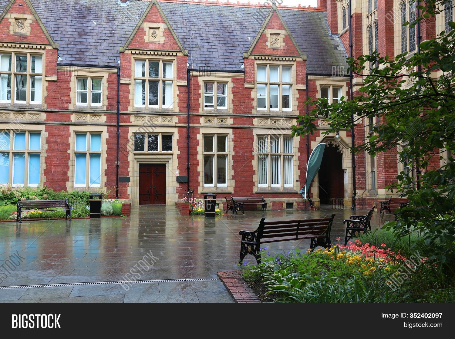 Leeds City, Uk. Image & Photo (Free Trial) | Bigstock
