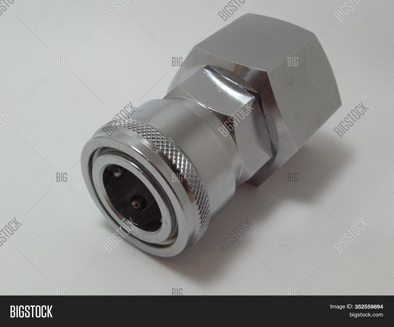 Quick Coupler Set Image & Photo (Free Trial) | Bigstock