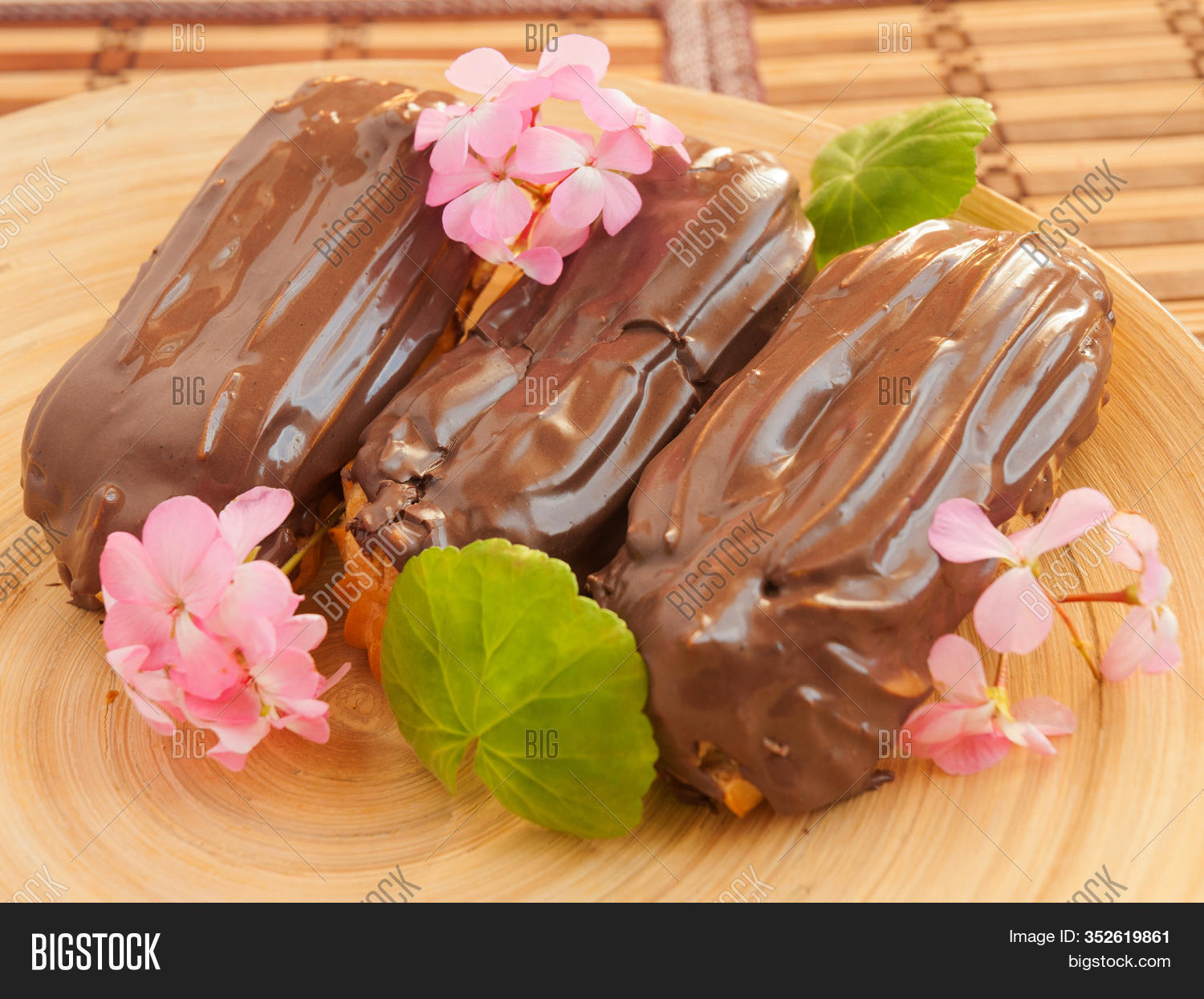 Eclair Chocolate Image & Photo (Free Trial) | Bigstock