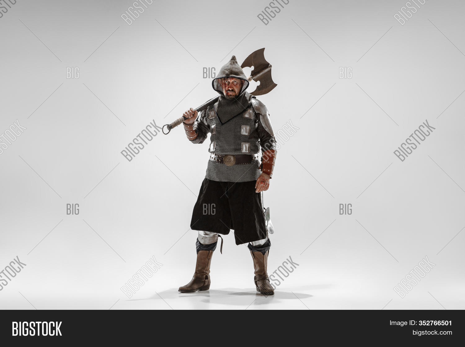 Brave Armored Knight Image & Photo (Free Trial) | Bigstock