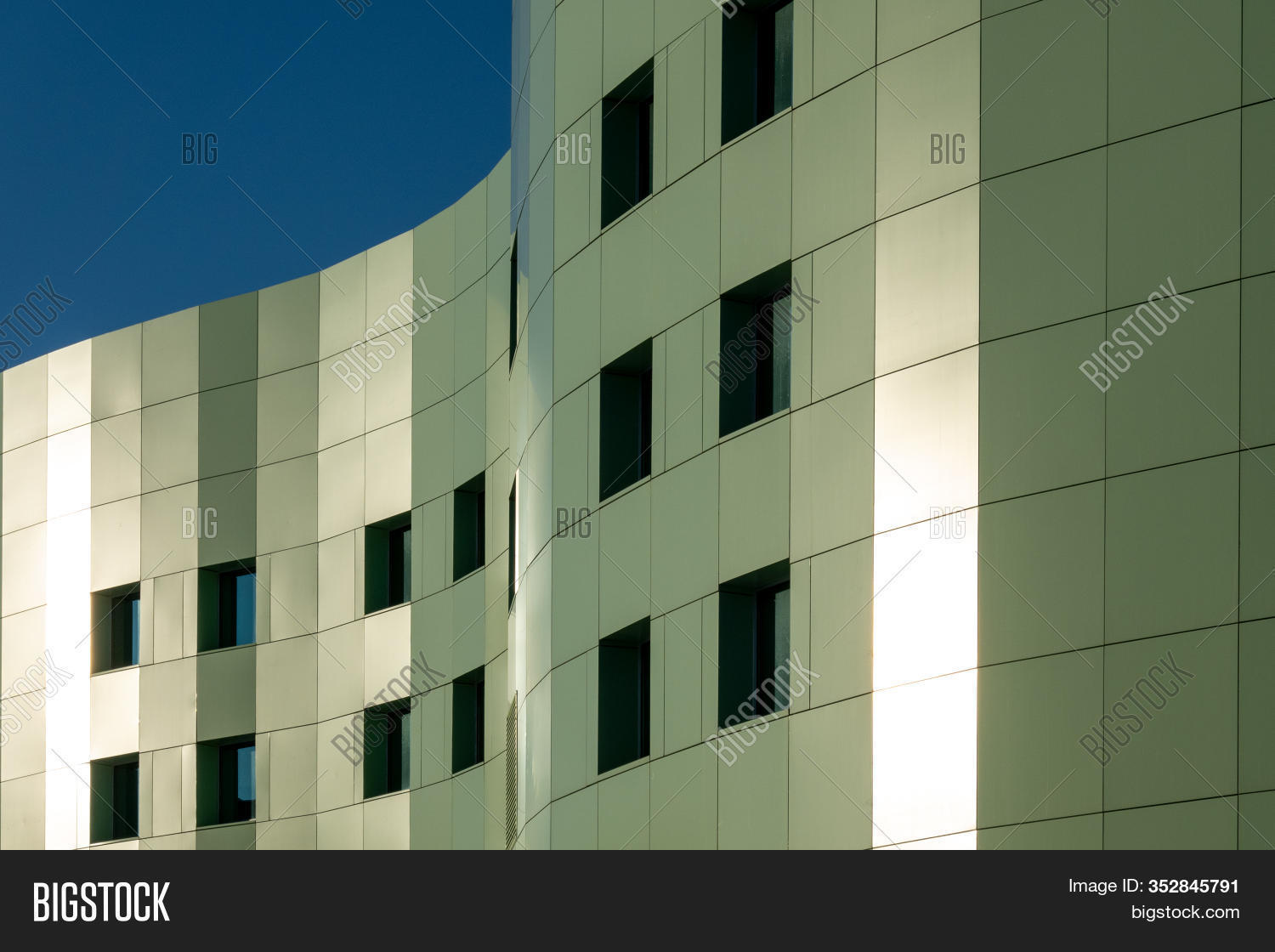 Facade Curved Building Image & Photo (Free Trial) | Bigstock