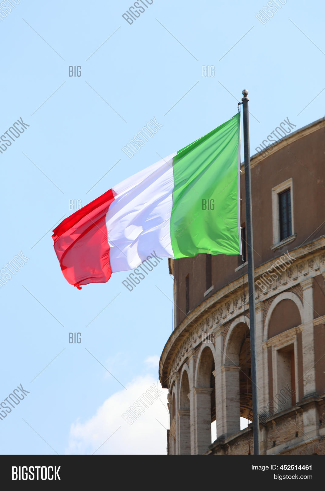Big Italian Flag Image & Photo (Free Trial) | Bigstock