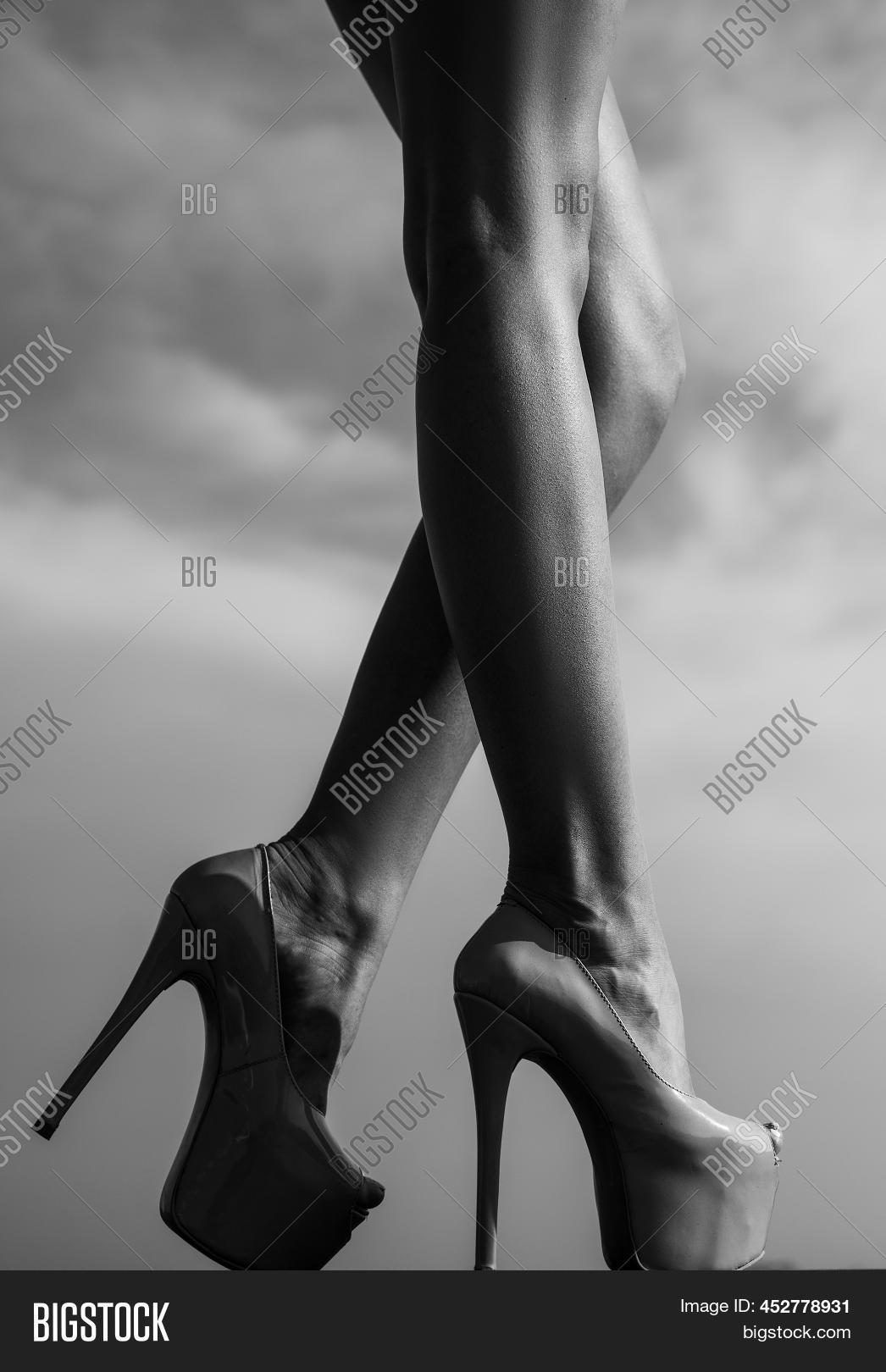 Fashion Photo Image & Photo (Free Trial) | Bigstock