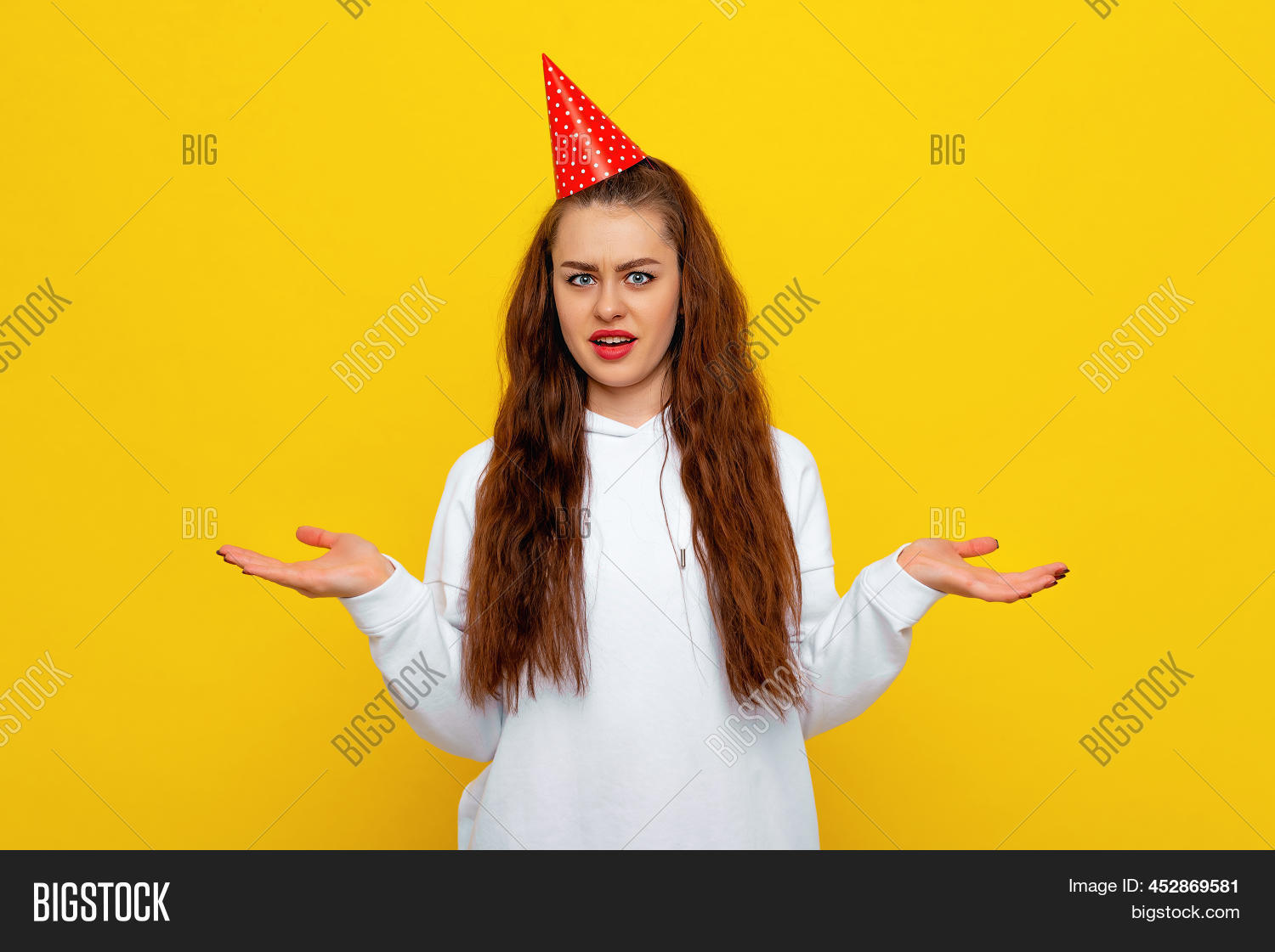 Shocked Perplexed Image & Photo (Free Trial) | Bigstock