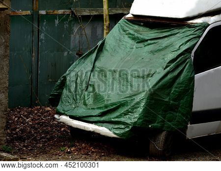 Van Damaged By Frontal Image & Photo (Free Trial) | Bigstock