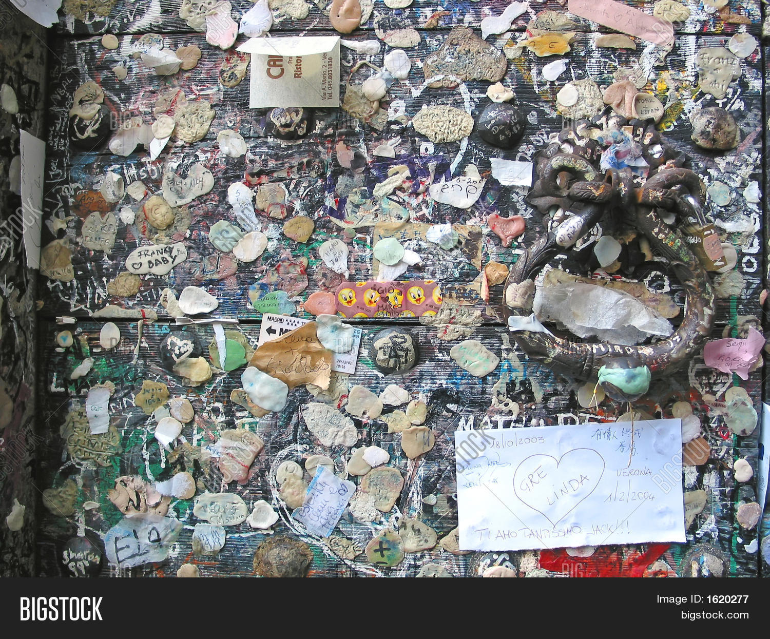 Romeo Juliet Wall, Image & Photo (Free Trial) | Bigstock