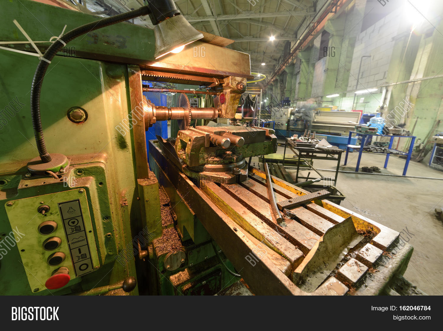 Horizontal Milling Image & Photo (Free Trial) | Bigstock