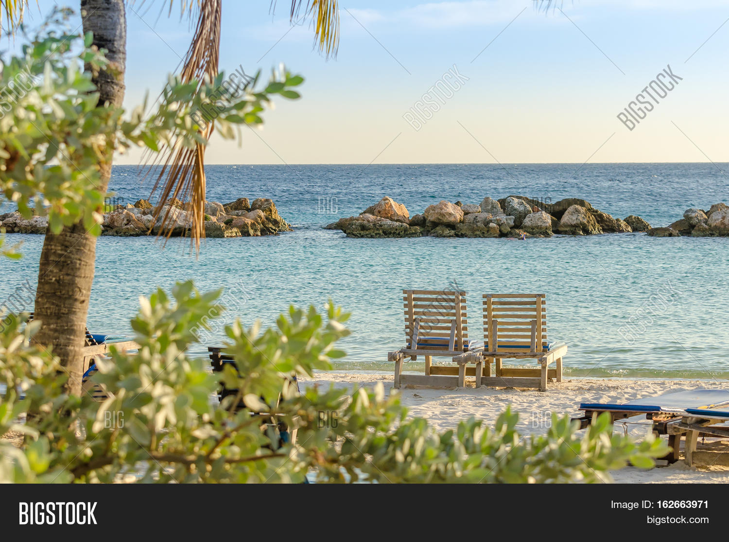 Front Row Seats By Sea Image & Photo (Free Trial) | Bigstock