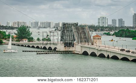 Retractable Bridge Image & Photo (Free Trial) | Bigstock