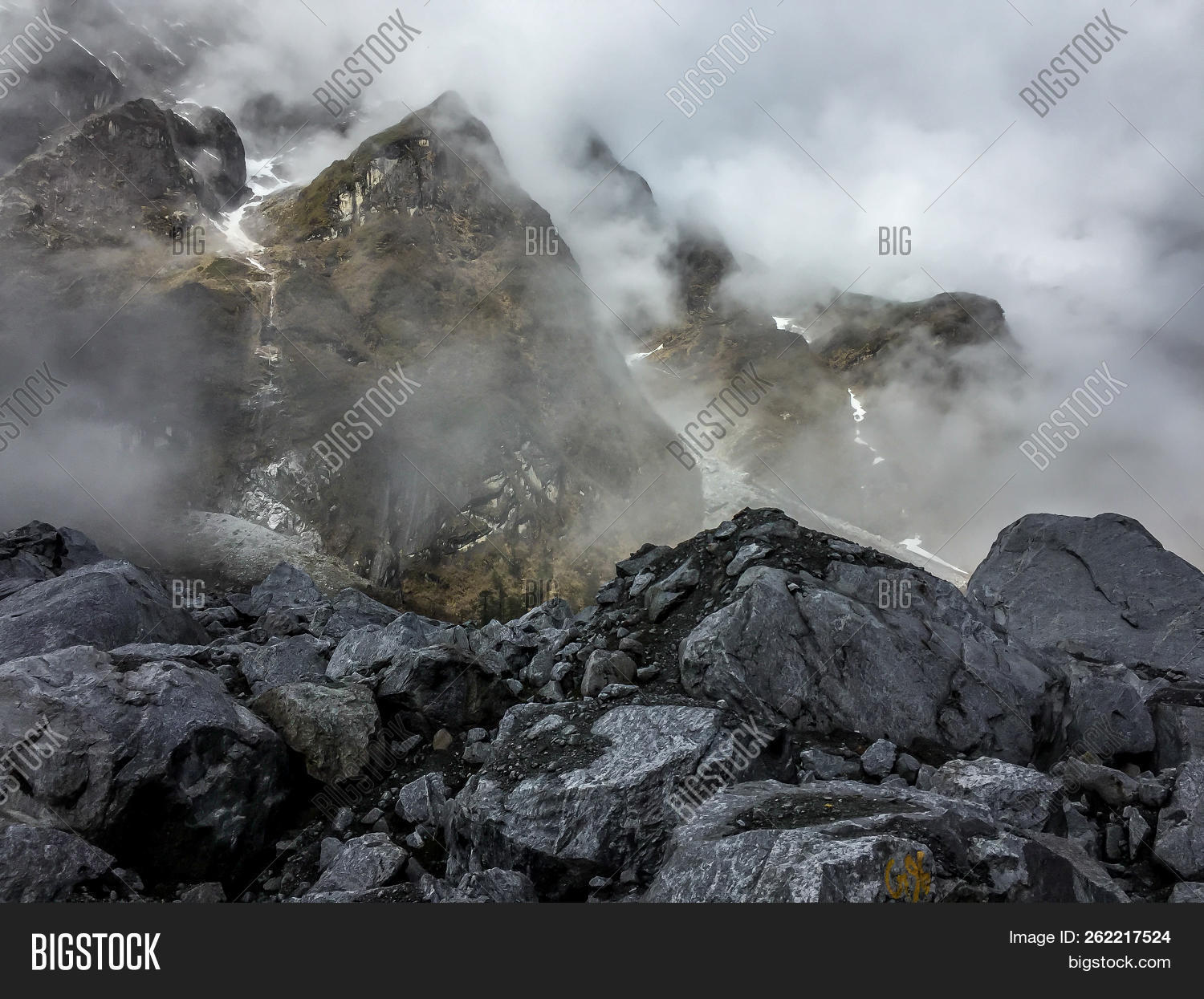 View Kala Patthar Image & Photo (Free Trial) | Bigstock