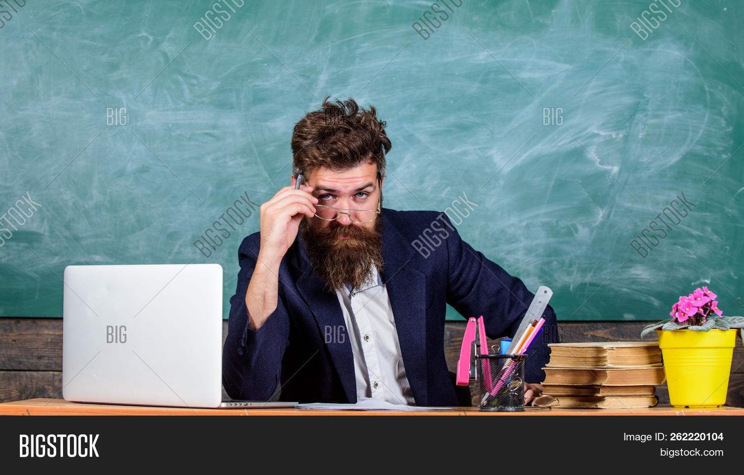 Examiner Cunning Face Image & Photo (Free Trial) | Bigstock