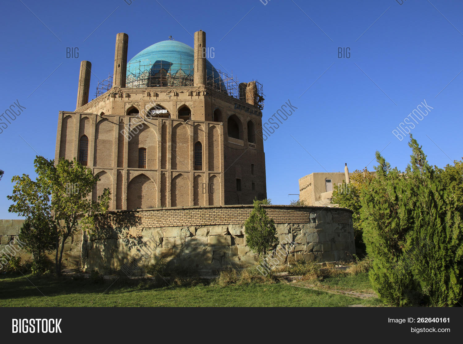 Dome Soltaniyeh Image & Photo (Free Trial) | Bigstock