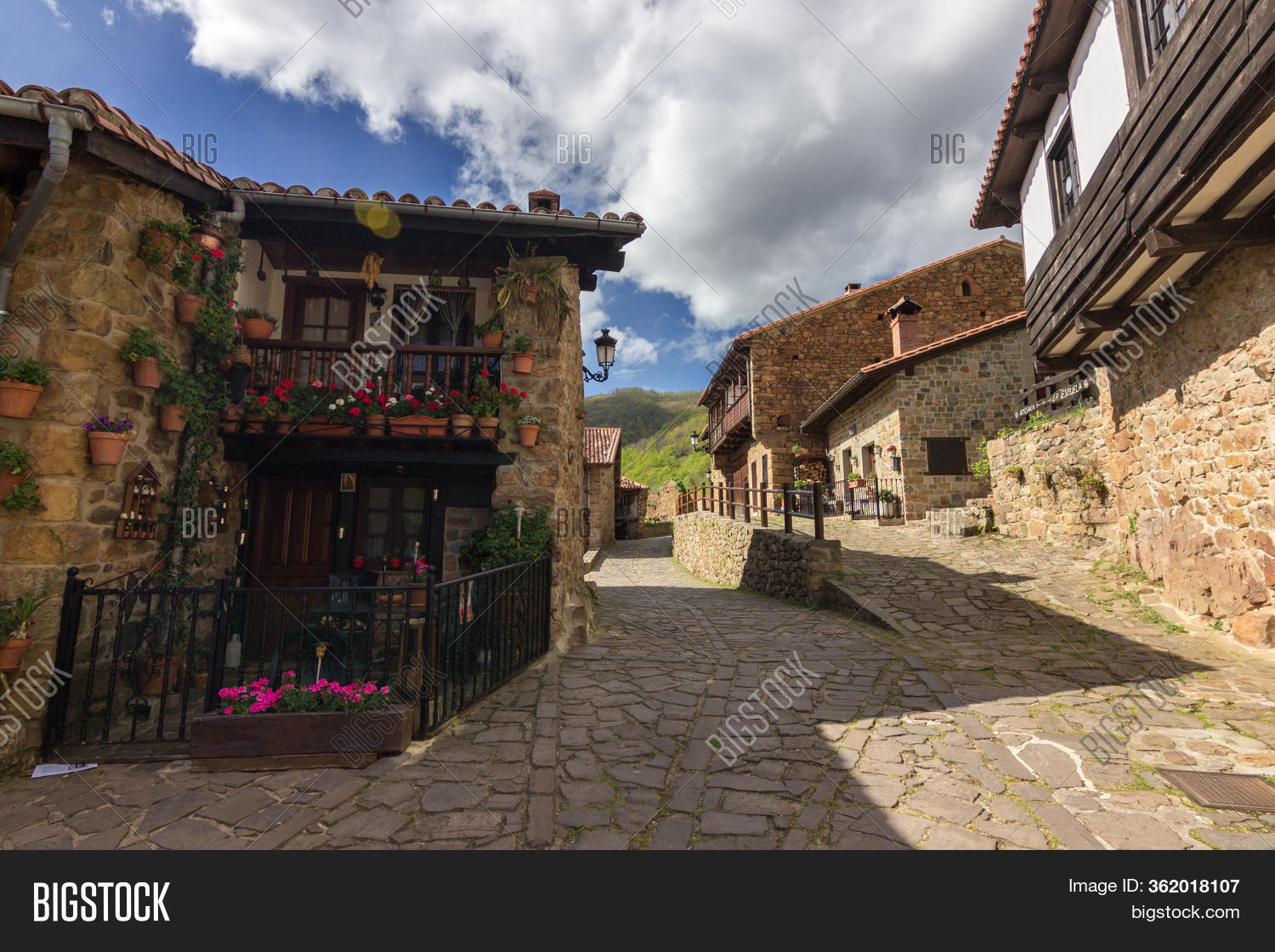Village Barcena Mayor Image & Photo (Free Trial) | Bigstock