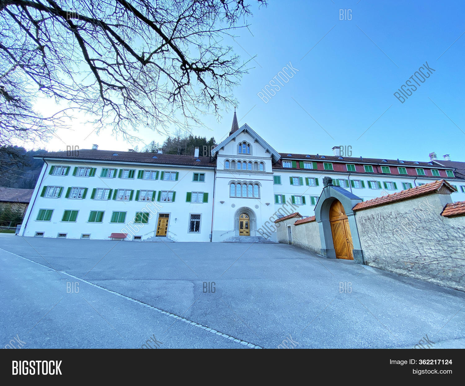 Au Monastery Image & Photo (Free Trial) | Bigstock