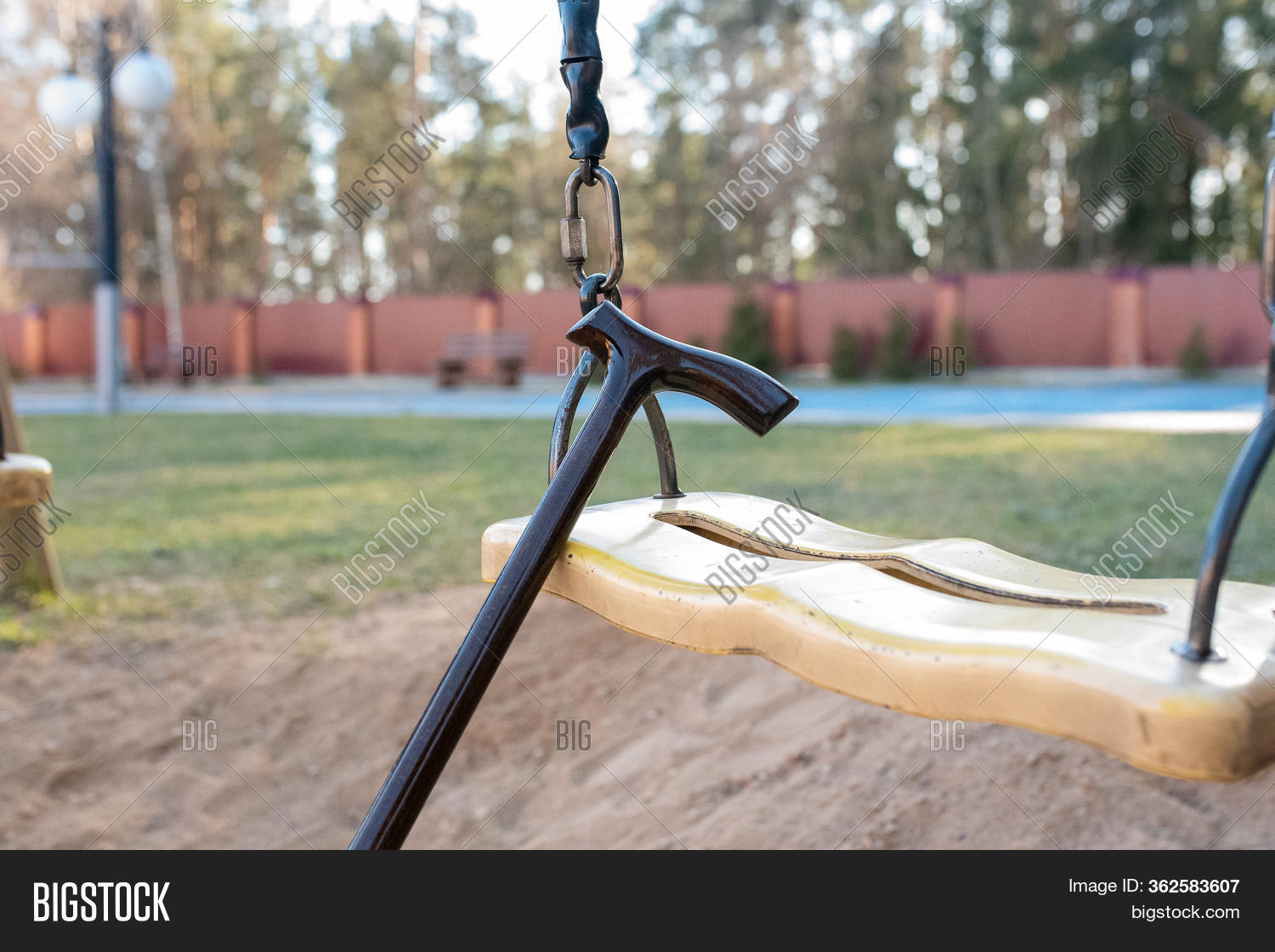 Swing Injuries. Image & Photo (Free Trial) | Bigstock