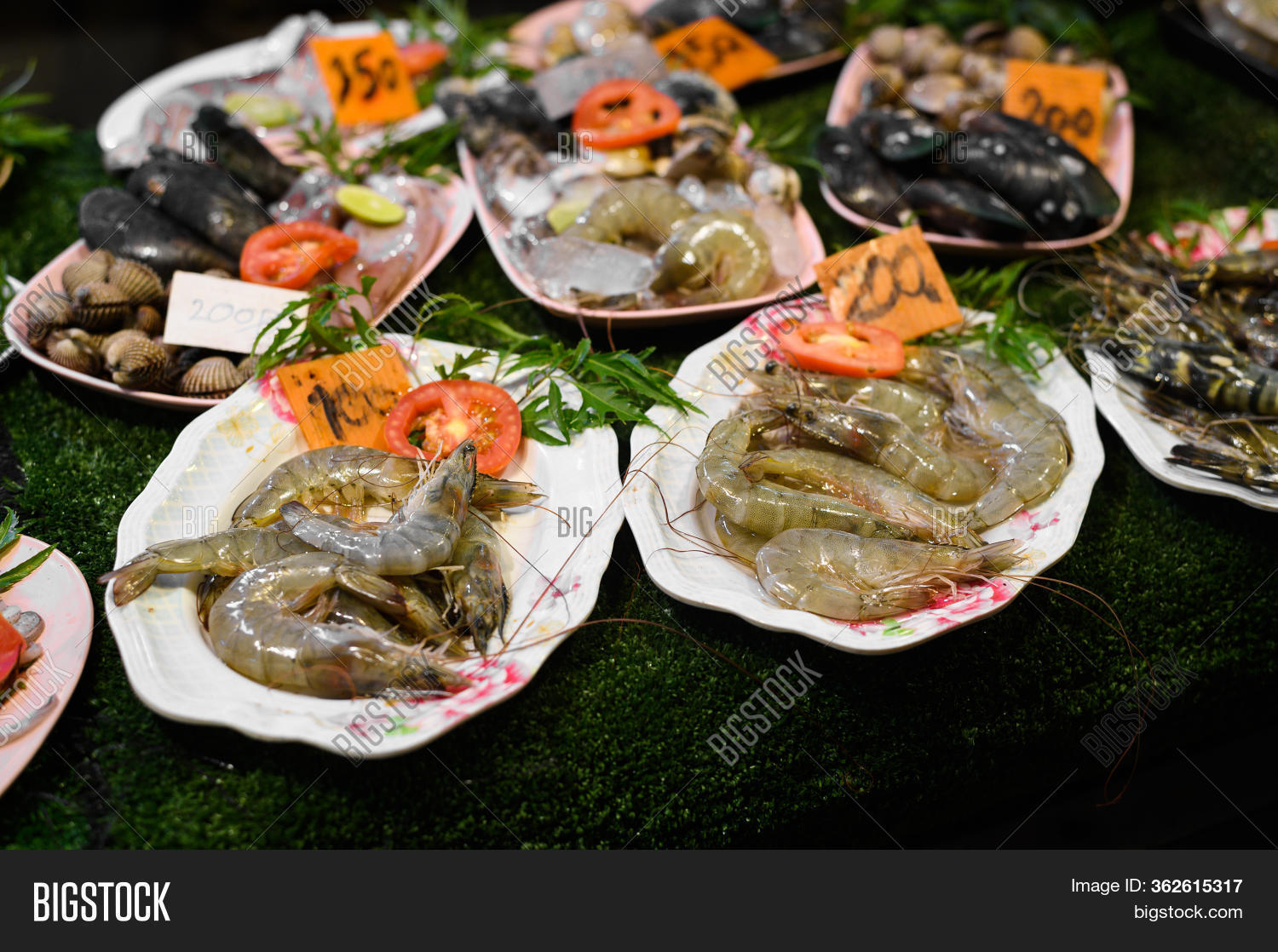 Giant Tiger Prawn Image & Photo (Free Trial) | Bigstock