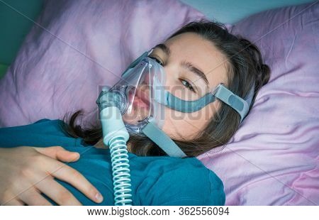 Teen Girl Oxygen Mask Image & Photo (Free Trial) | Bigstock