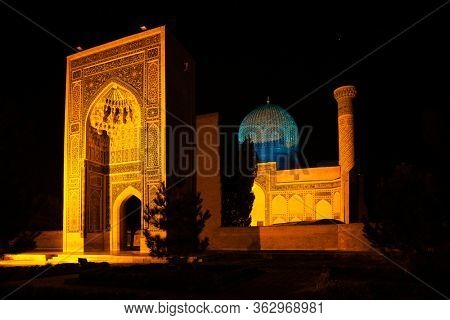 City Samarkand Night, Image & Photo (Free Trial) | Bigstock