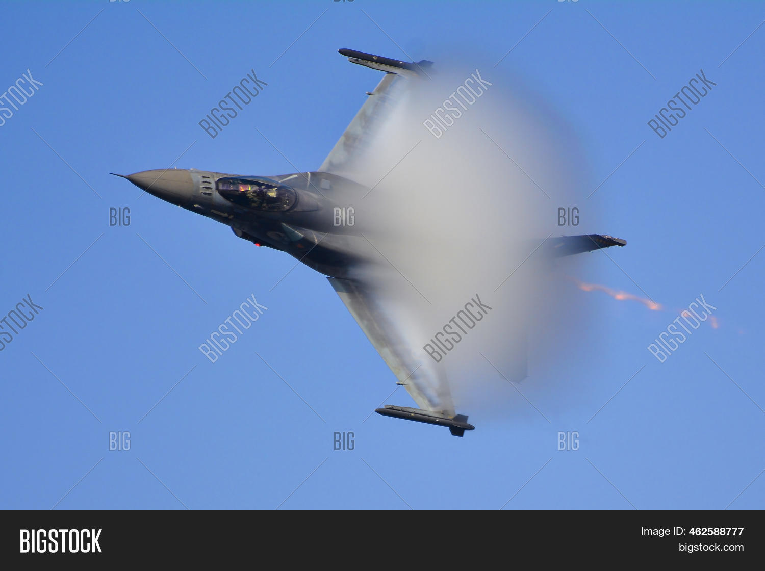 F-16 Warplane Flying Image & Photo (Free Trial) | Bigstock