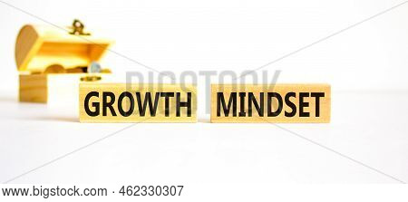 Growth Mindset Symbol Image & Photo (Free Trial) | Bigstock