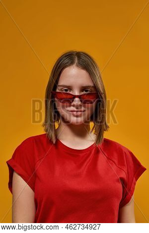 Imagen y foto Portrait Serious (prueba gratis) | Bigstock