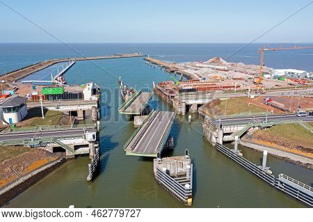 Aerial Rotating Bridge Image & Photo (Free Trial) | Bigstock
