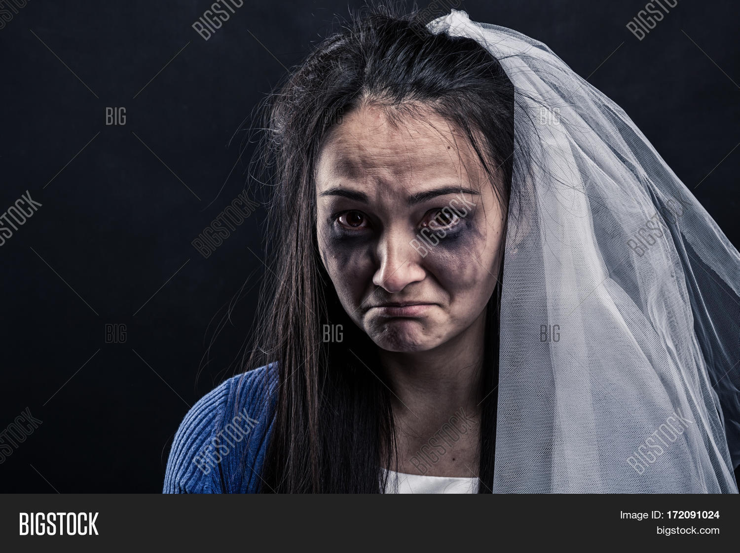 Bride Tear-stained Image & Photo (Free Trial) | Bigstock