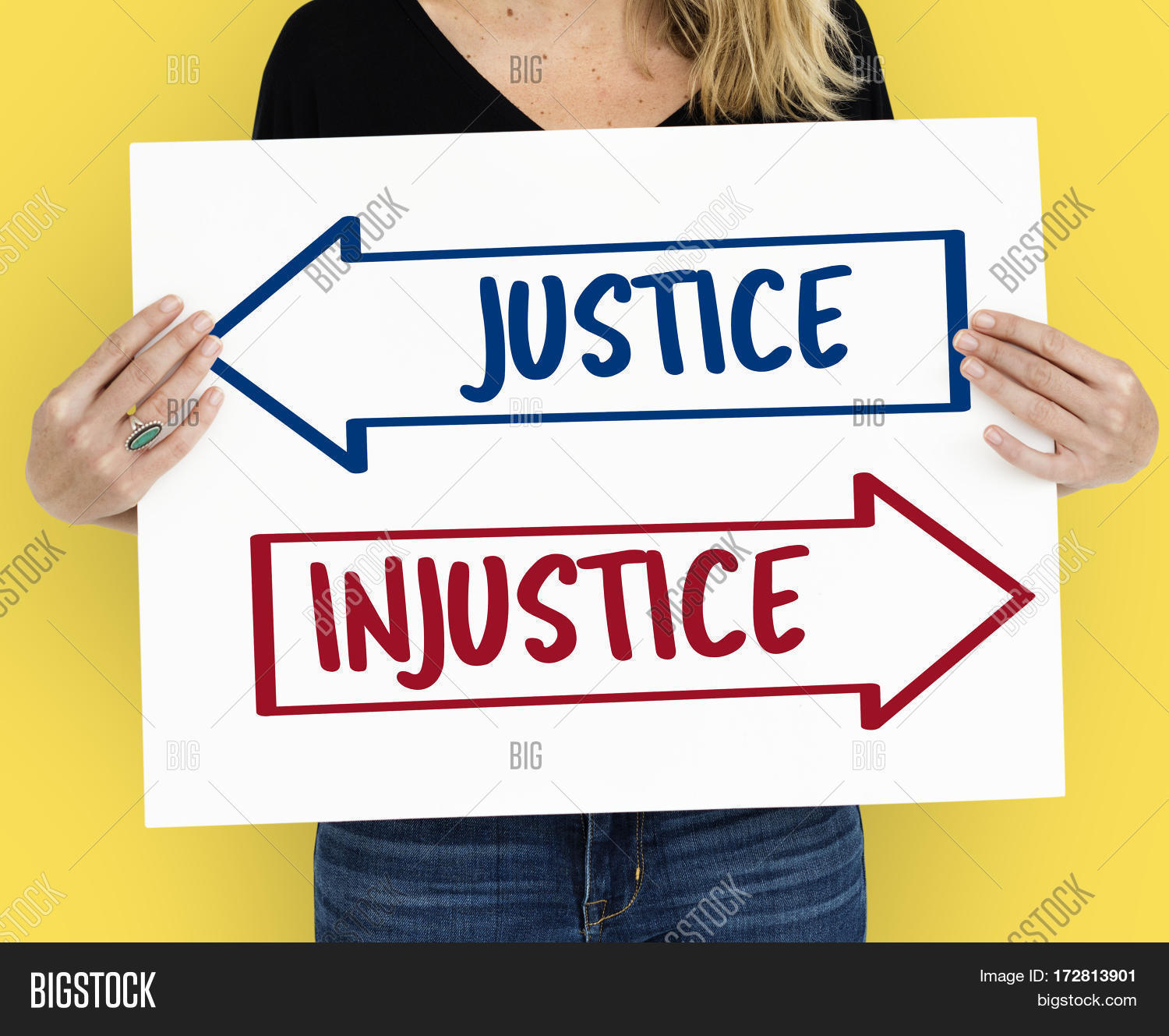 Arrows Opposite Choice Image & Photo (Free Trial) | Bigstock