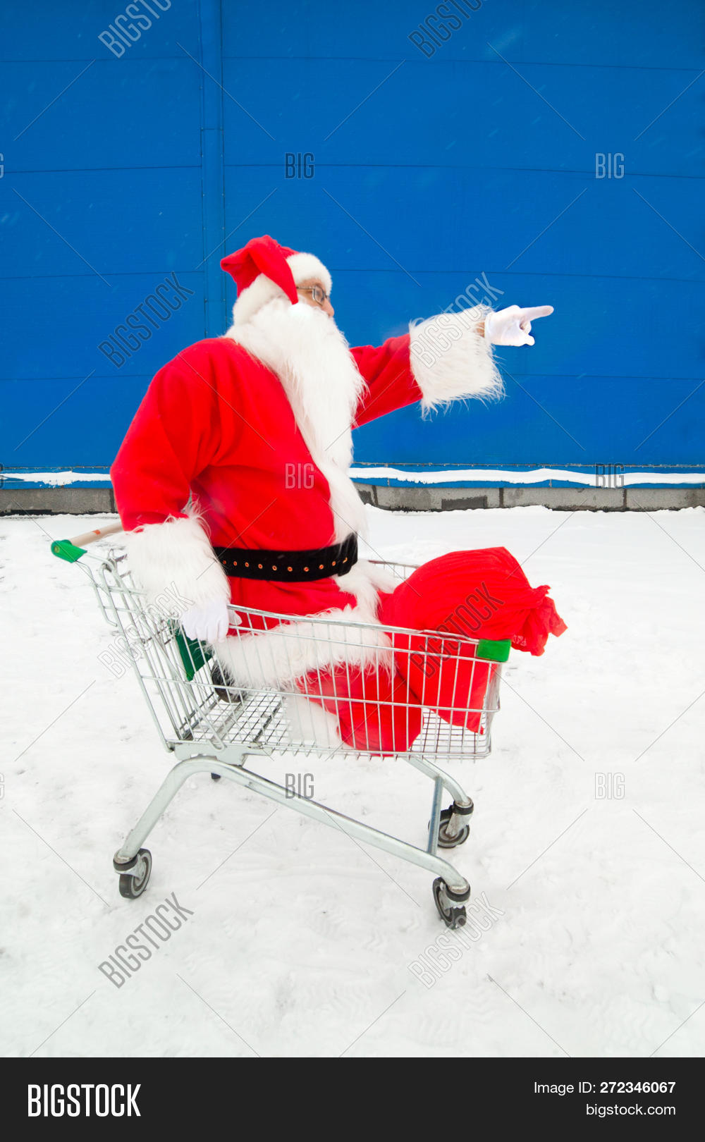Santa Claus Cart On Image & Photo (Free Trial) | Bigstock
