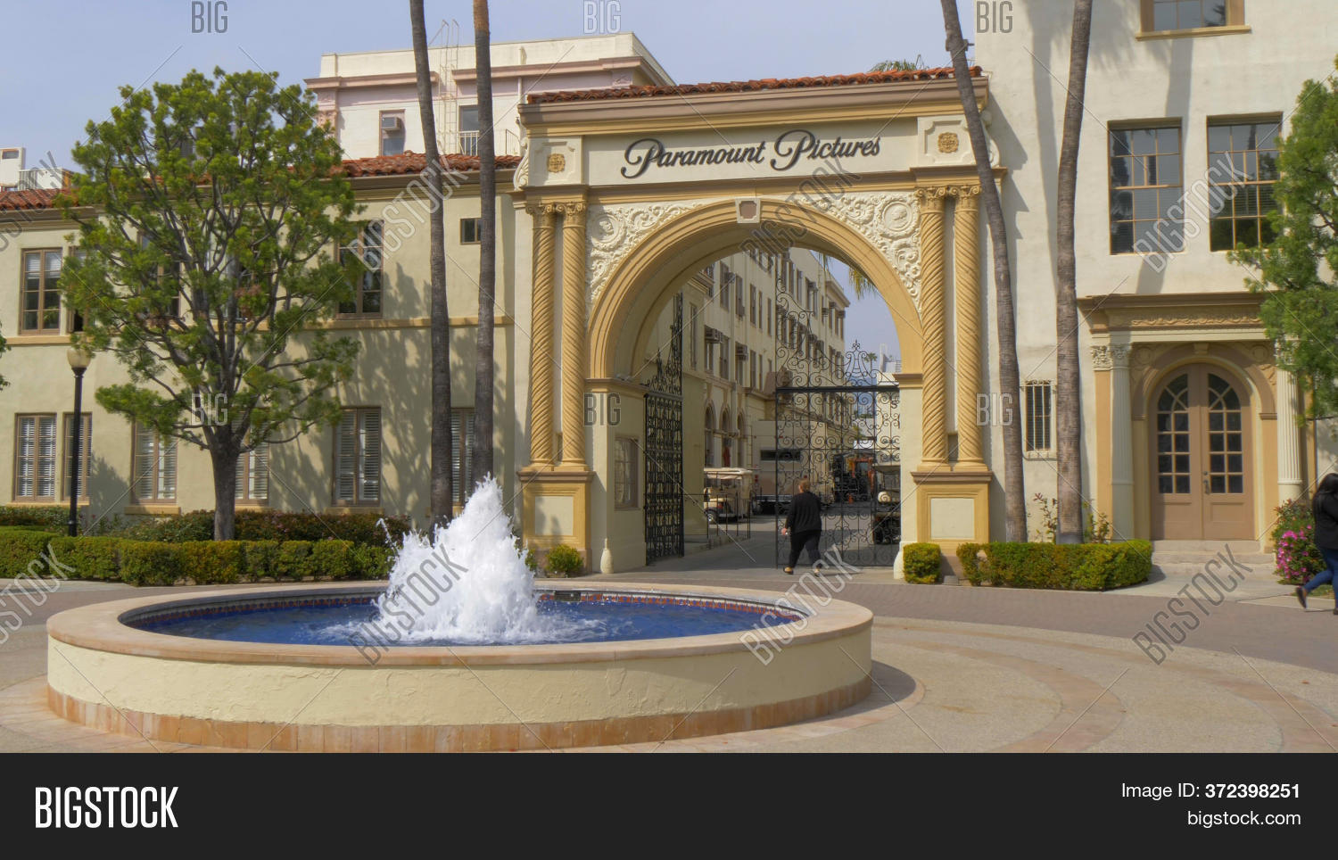 Paramount Pictures Image & Photo (Free Trial) | Bigstock