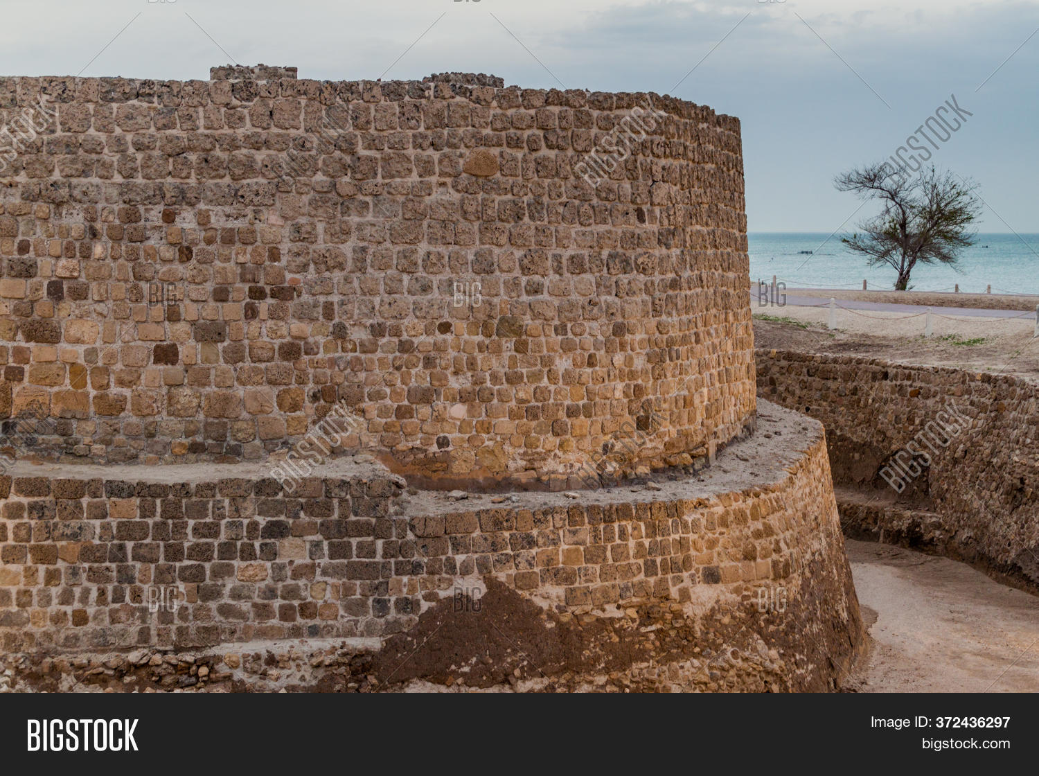 Walls Bahrain Fort Image & Photo (Free Trial) | Bigstock
