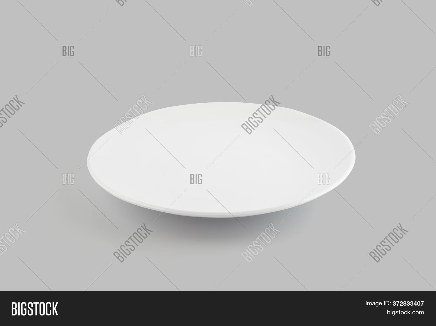 Dish Isolated On White Image & Photo (Free Trial) | Bigstock