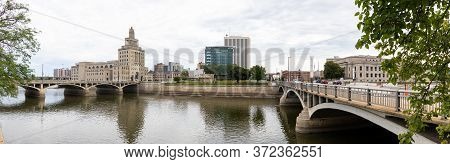 Cedar Rapids, City Image & Photo (Free Trial) | Bigstock