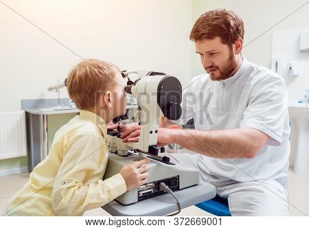 Fundoscopy Images, Illustrations & Vectors (Free) - Bigstock