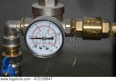 High-quality Manometer Image & Photo (Free Trial) | Bigstock