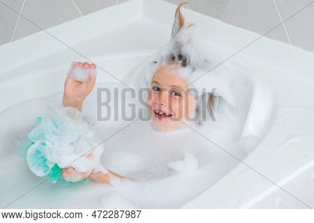 Kids Shampoo. Kid Bath Image & Photo (Free Trial) | Bigstock