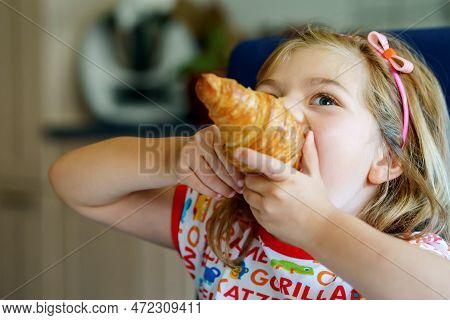 Smiling Child Image & Photo (Free Trial) | Bigstock