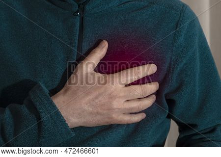 People Chest Pain Image & Photo (Free Trial) | Bigstock