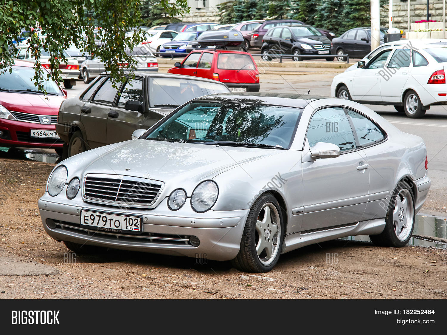 Mercedes-benz C208 Clk Image & Photo (Free Trial) | Bigstock